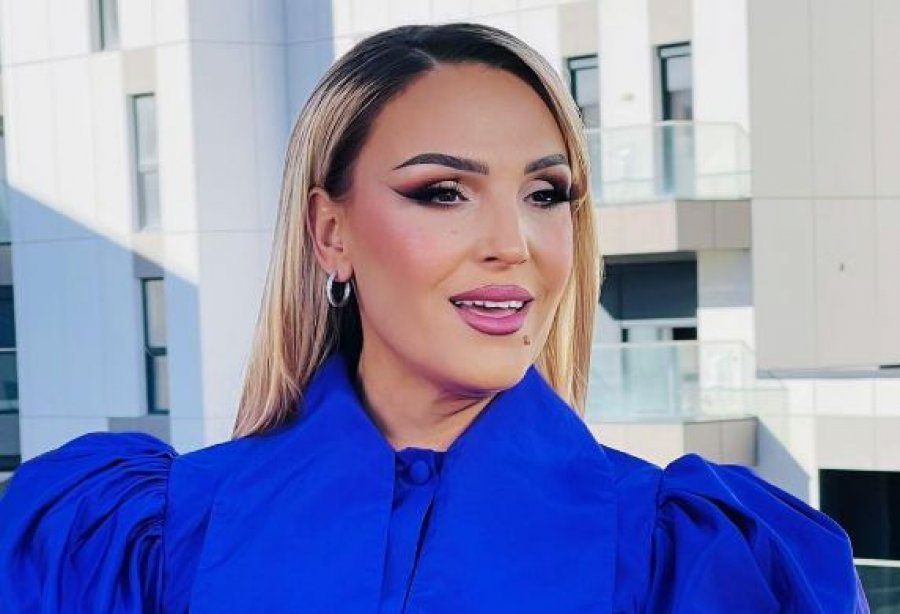 'Kërko falje' thotë Aferdita Demaku - Kosova Sot 'Kërko falje' thotë Aferdita Demaku - Kosova Sot