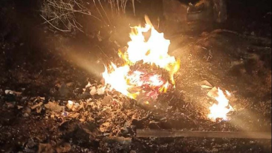Gjilan: Përfshihet nga zjarri një stallë e bagëtive, vlera e dëmit ... Gjilan: Përfshihet nga zjarri një stallë e bagëtive, vlera e dëmit ...
