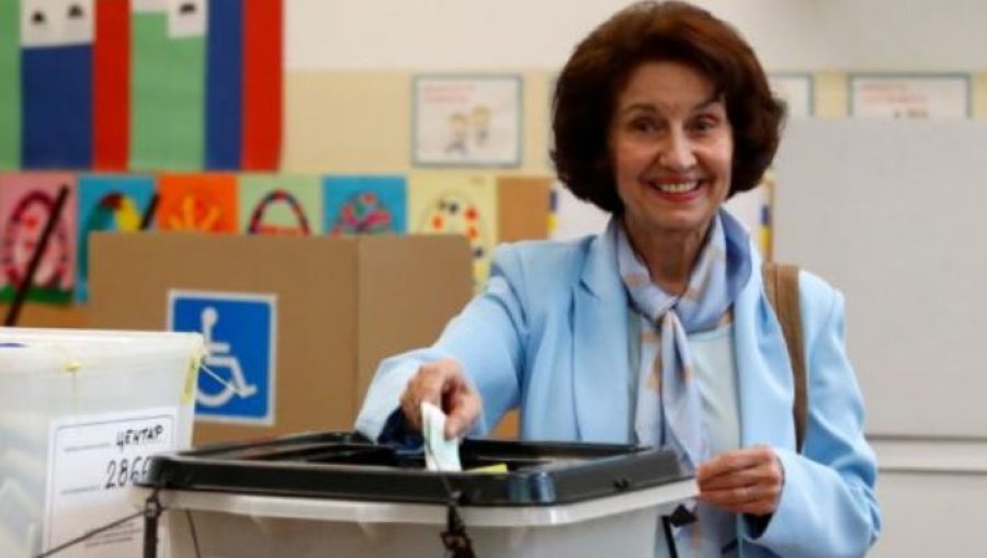 Ja kush i shkruan presidentes Siljanovska - Kosova Sot Ja kush i shkruan presidentes Siljanovska - Kosova Sot